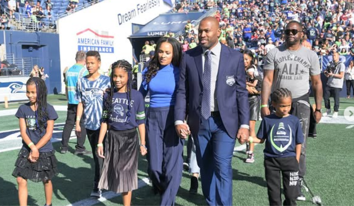 Former NFL MVP Shaun Alexander Children: Expecting His 14th Child ...
